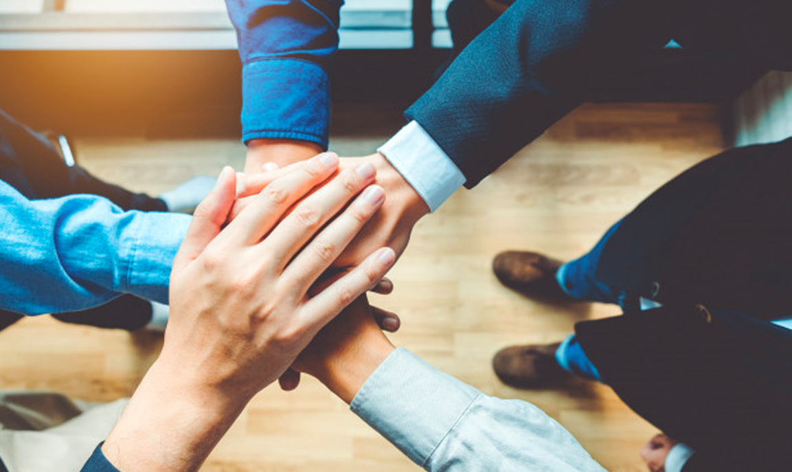 Nosotros | Digital Thunder